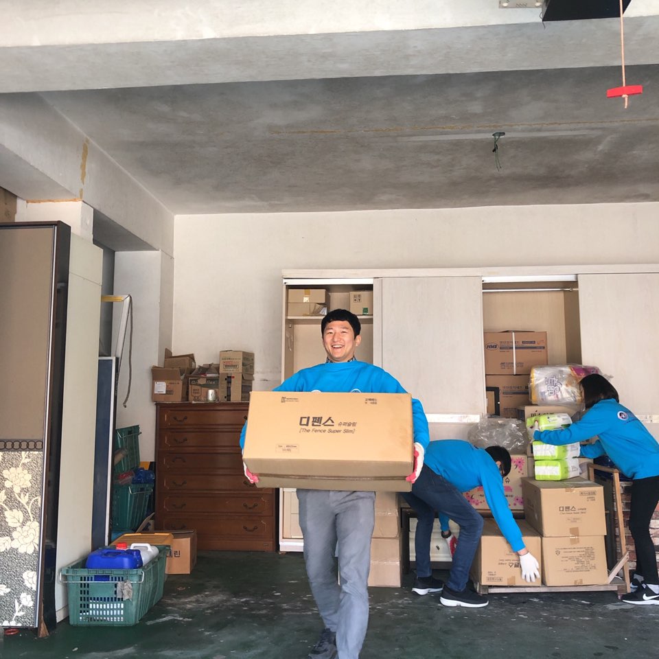 Cockett - Cockett Cares - Korea